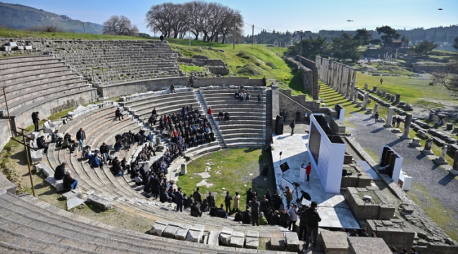 'Geleceğe Miras Bergama Projesi' tanıtıldı - Gazete Buca 'Geleceğe Miras Bergama Projesi' tanıtıldı - Gazete Buca